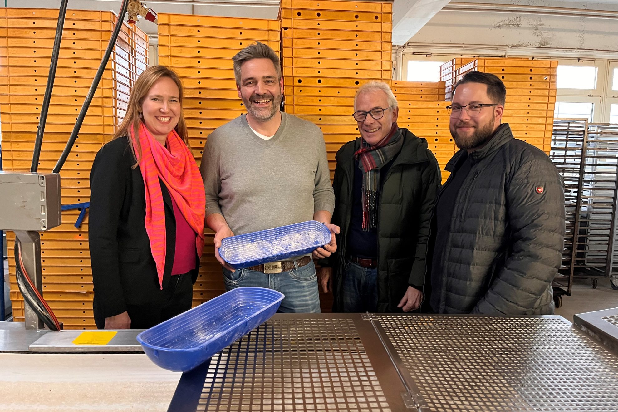 Silvia Gosewinkel in der Bäckerei Braune in Bergkamen: Bäcker brauchen ...